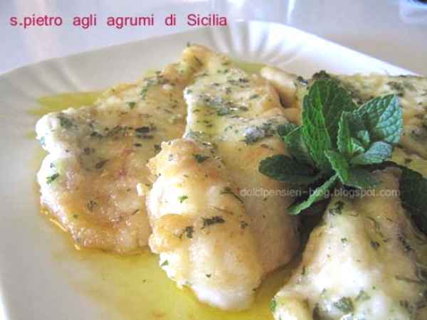 Ricetta filetti di pesce persico con pomodorini ciliegia