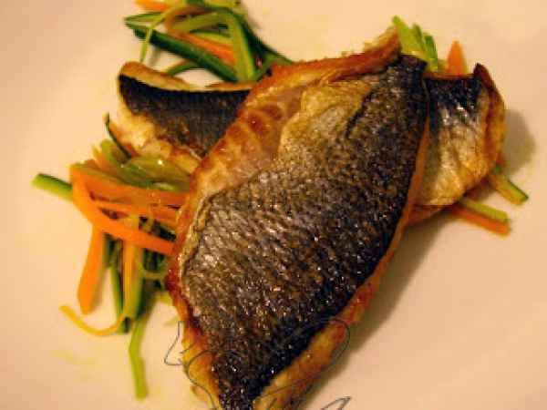 Ricetta filetti di orata al cartoccio semplici e gustosi