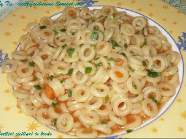 Ricetta anellini siciliani in brodo