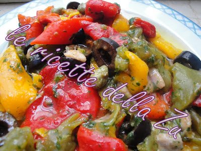 Ricetta di antipasto di peperoni con capperi e olive