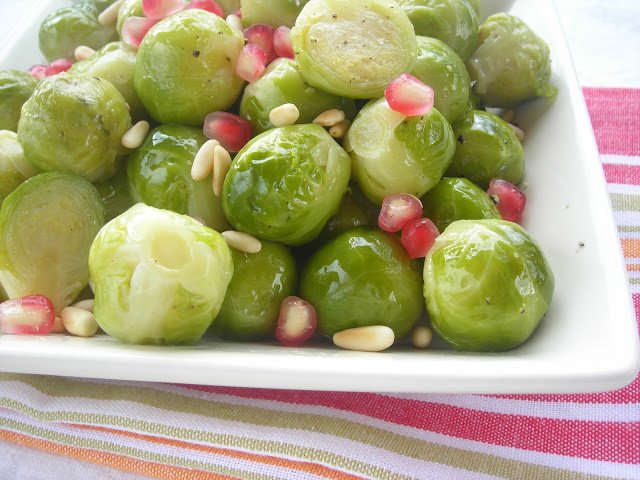 Ricetta cavolini bruxelles rossi, bianchi e verdi in pentola