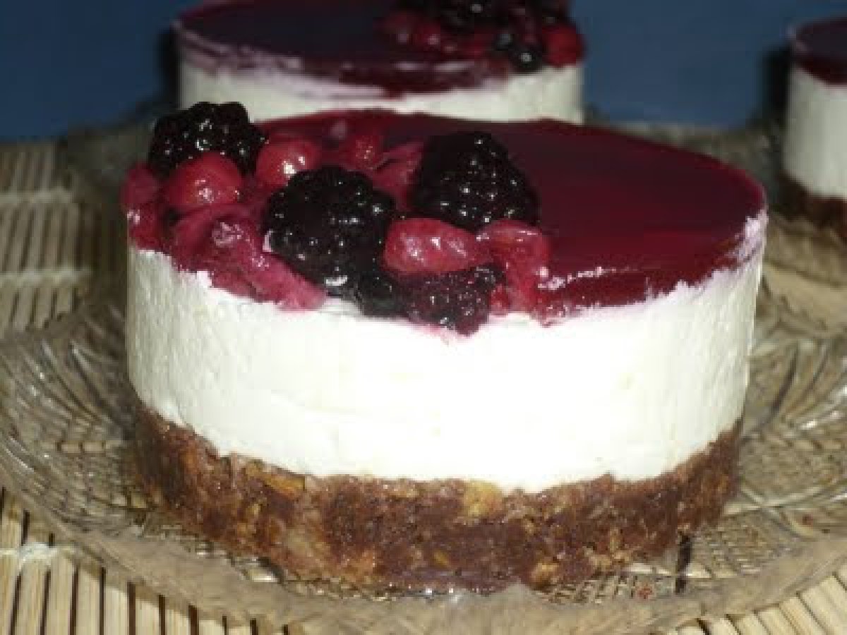 Chees cake ai frutti di bosco - monoporzione - Ricetta Petitchef