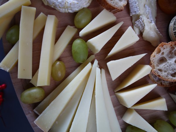 Ricetta: come preparare un tagliere di formaggi francesi