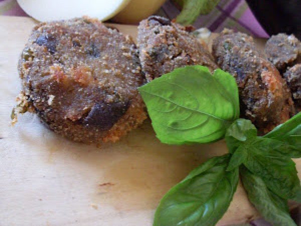 Ricetta pizzelle 'e mulignane, crocchette saporite!