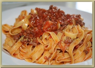 Fettuccine al ragù saporito - Ricetta Petitchef