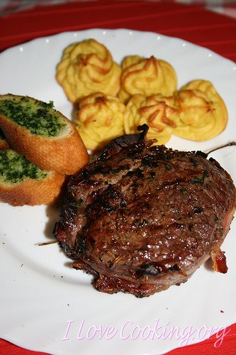 Ricetta filetto di manzo alle erbe