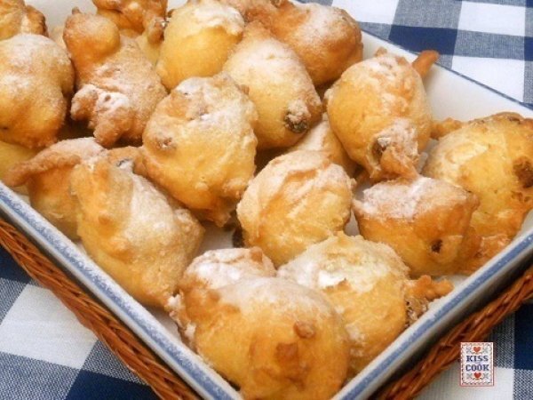 Ricetta fritole: dolci tradizionali veneziani fatti in casa