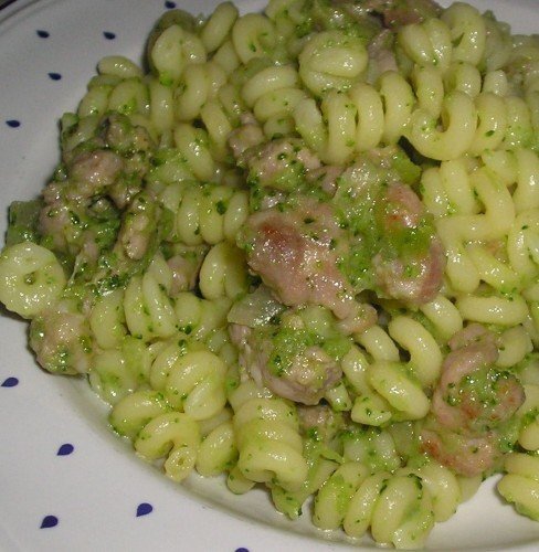 Ricetta fusilli broccoli e salsiccia facile e veloce