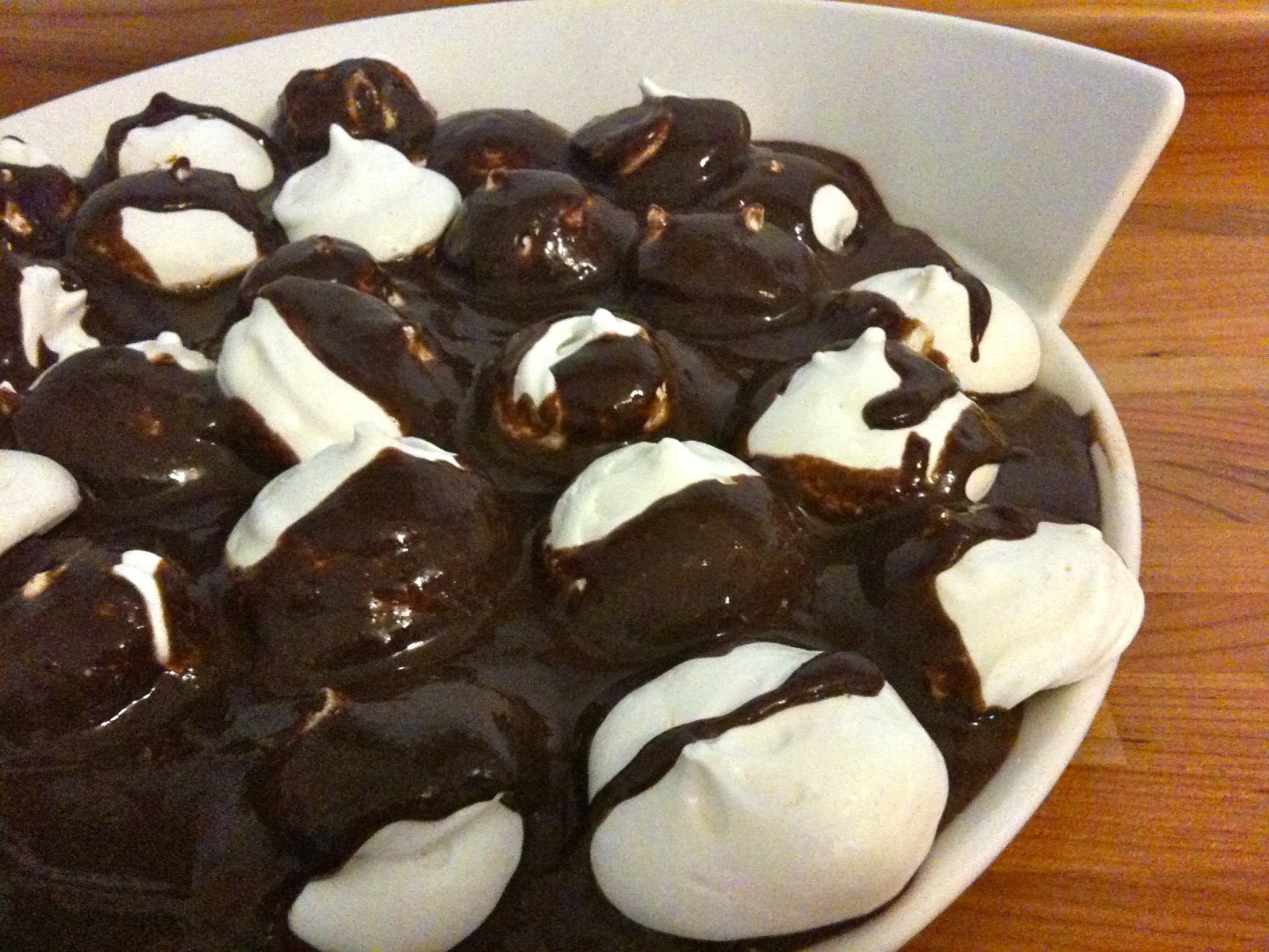 Ricetta di meringhe al cioccolato semplici e veloci