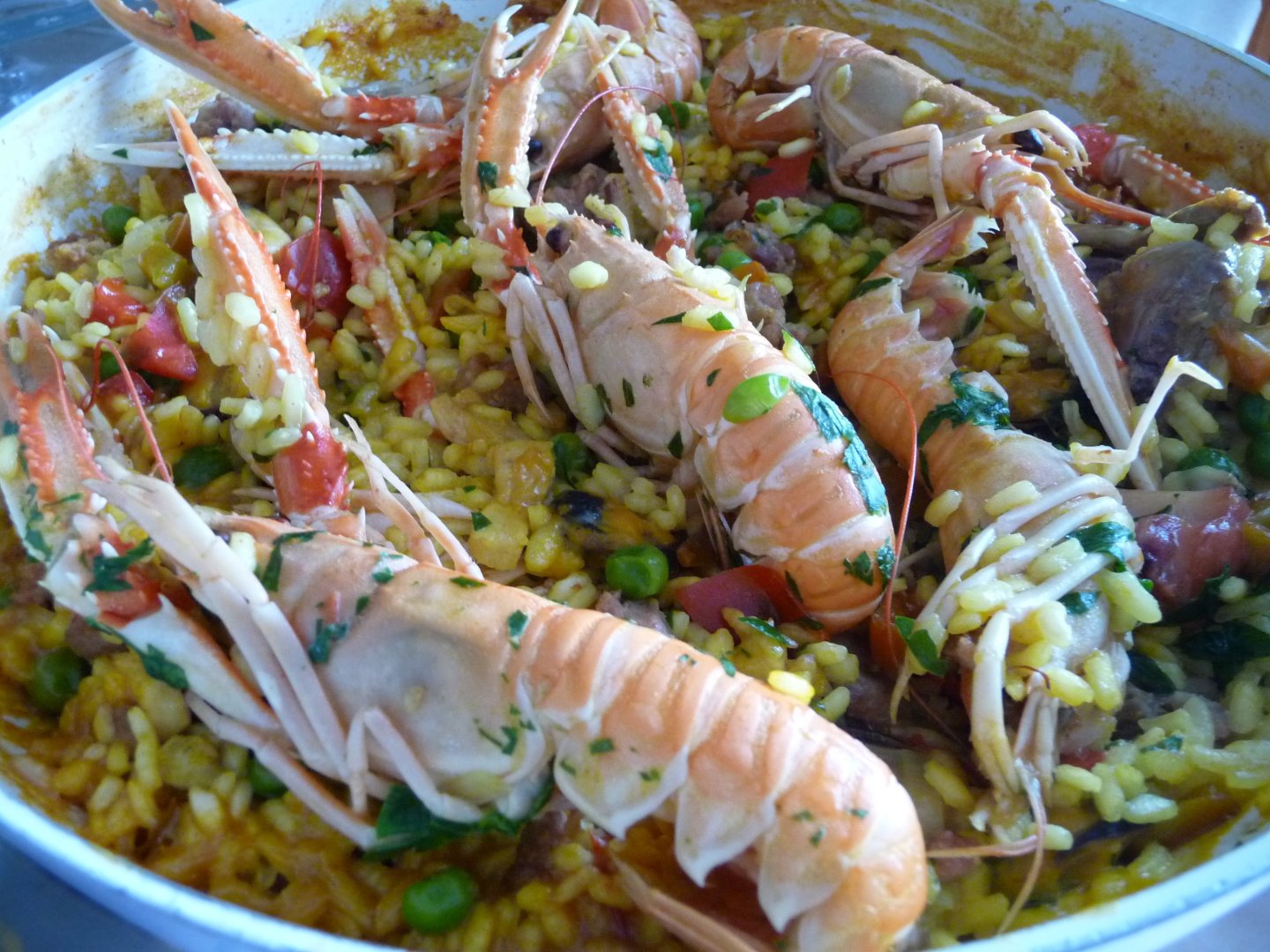 Ricetta paella terra e mare: semplice e gustosa