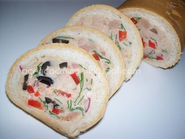 Ricetta pane ripieno con crema al tonno e verdure