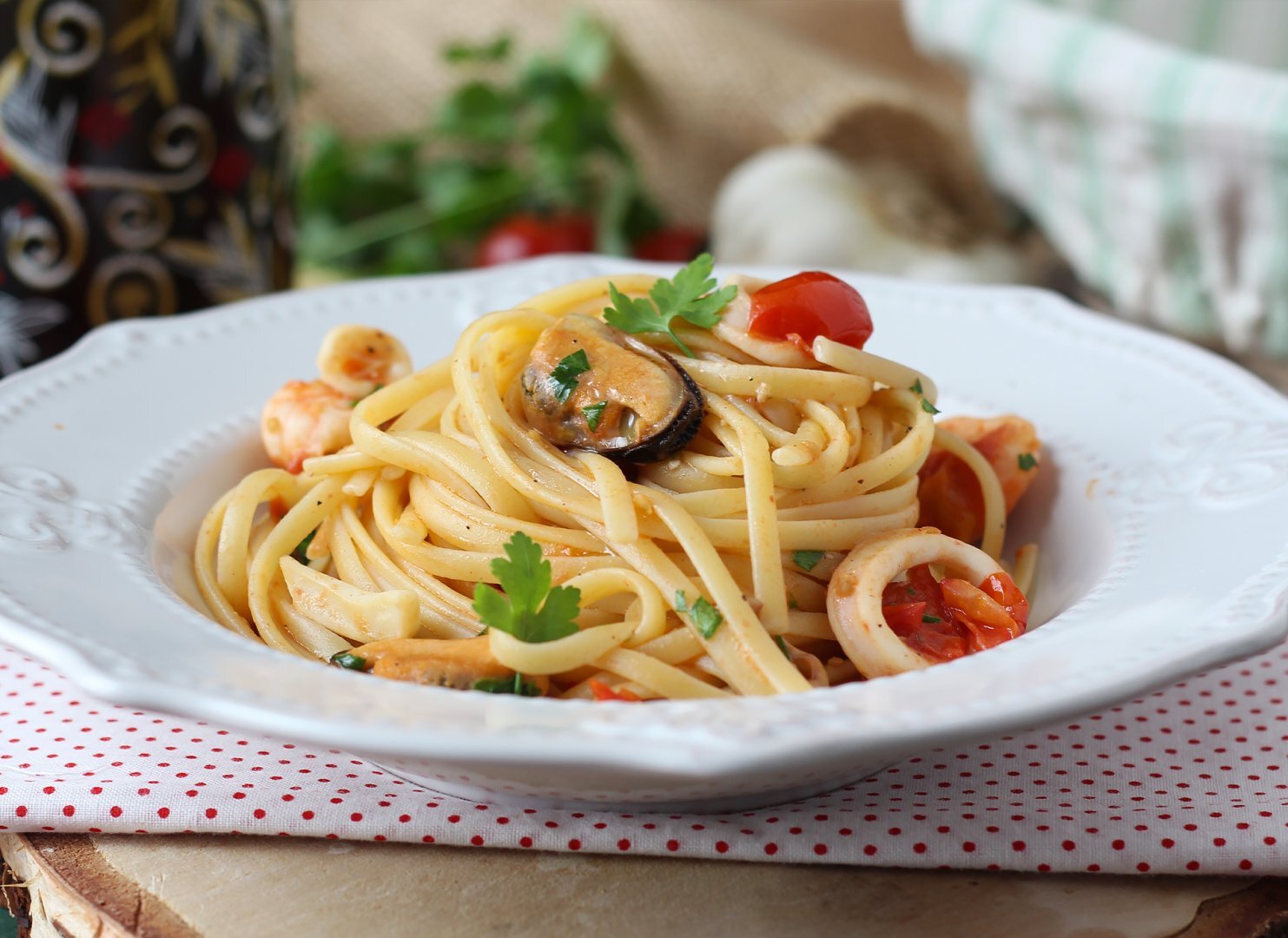 Ricetta pasta ai frutti di mare surgelati, gustosa e veloce
