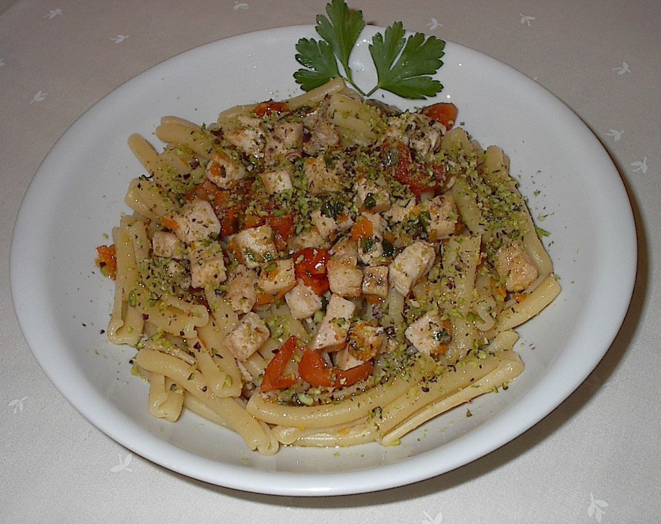 Pasta al ragu' di pesce spada - Ricetta Petitchef