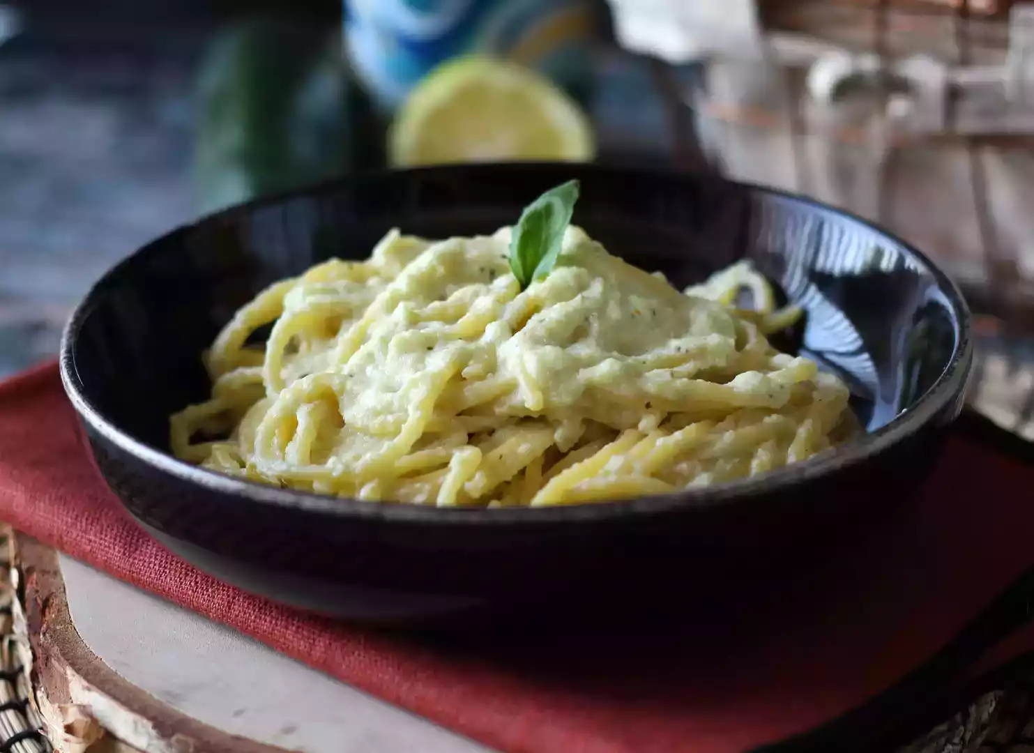 Ricetta pasta cremosa con zucchine e yogurt greco