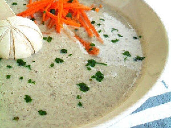 Potage veloutè aux champignons di julia child - Ricetta Petitchef