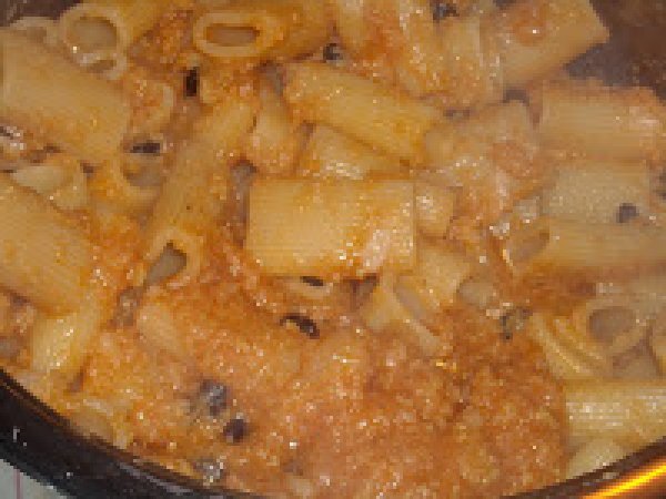 Ricetta rigatoni con broccoli arriminati al forno