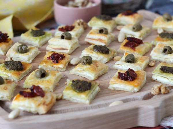 Ricetta rustici sfoglia: perfetti per aperitivi veloci