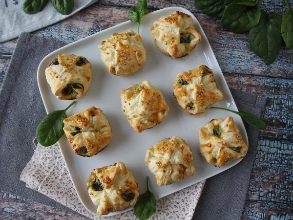 Ricetta rustici spinaci e formaggio
