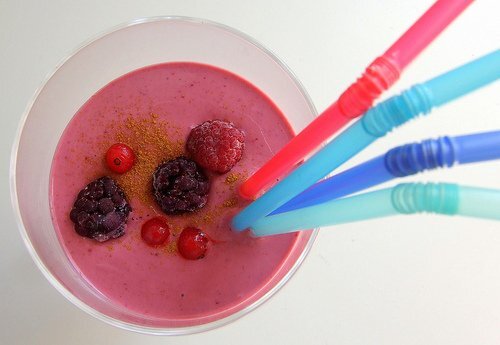 Ricetta smoothie ai frutti di bosco semplice e sano