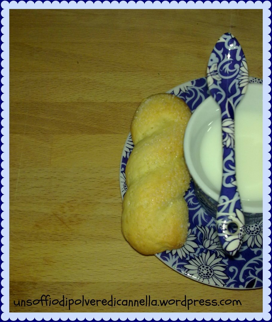 Treccine all’olio di oliva e profumo di limone - Ricetta Petitchef